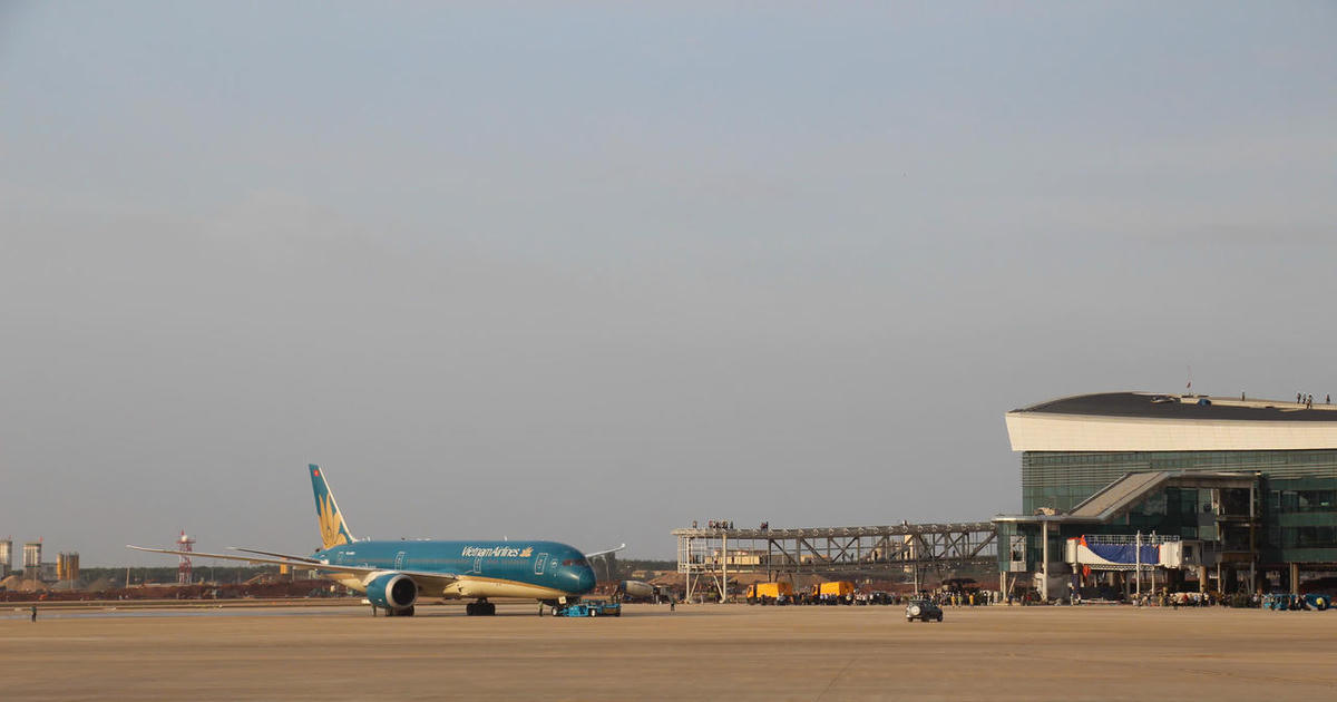 Máy bay Boeing 787 đã hạ cánh an toàn xuống sân bay Long Thành