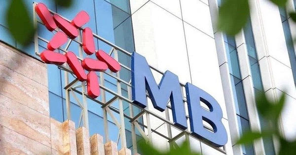 MBBank (MBB) chốt quyền trả cổ tức 35%, cổ phiếu tăng lên giá kỷ lục