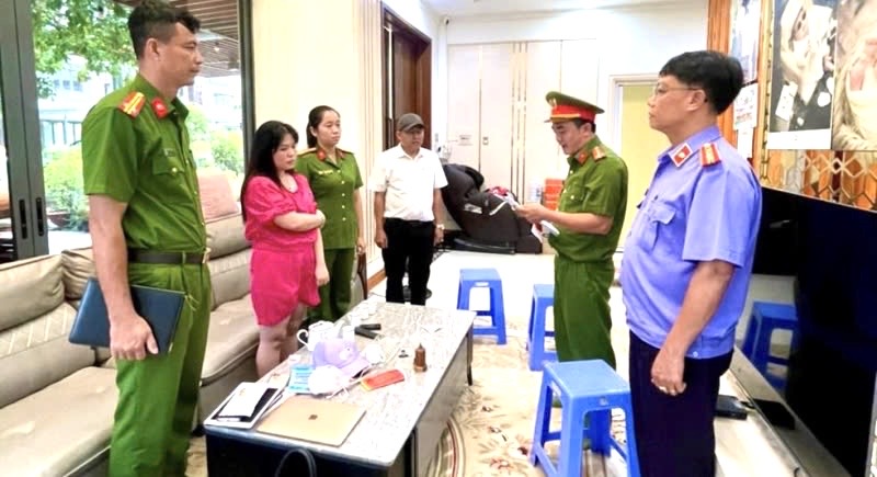 Bắt nữ giám đốc Công ty Bất động sản Dolla Land | Báo Pháp Luật Việt Nam