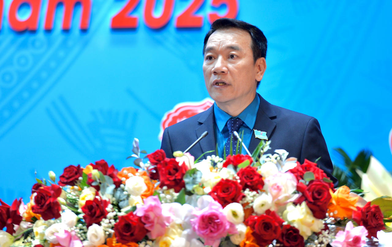 Mr. To Xuan Thao was re-elected as Chairman of the Quang Ninh Provincial Labor Federation.