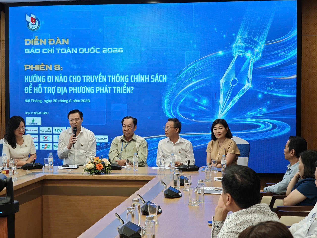 Báo chí địa phương cần đổi mới để nâng cao hiệu quả truyền thông chính ...
