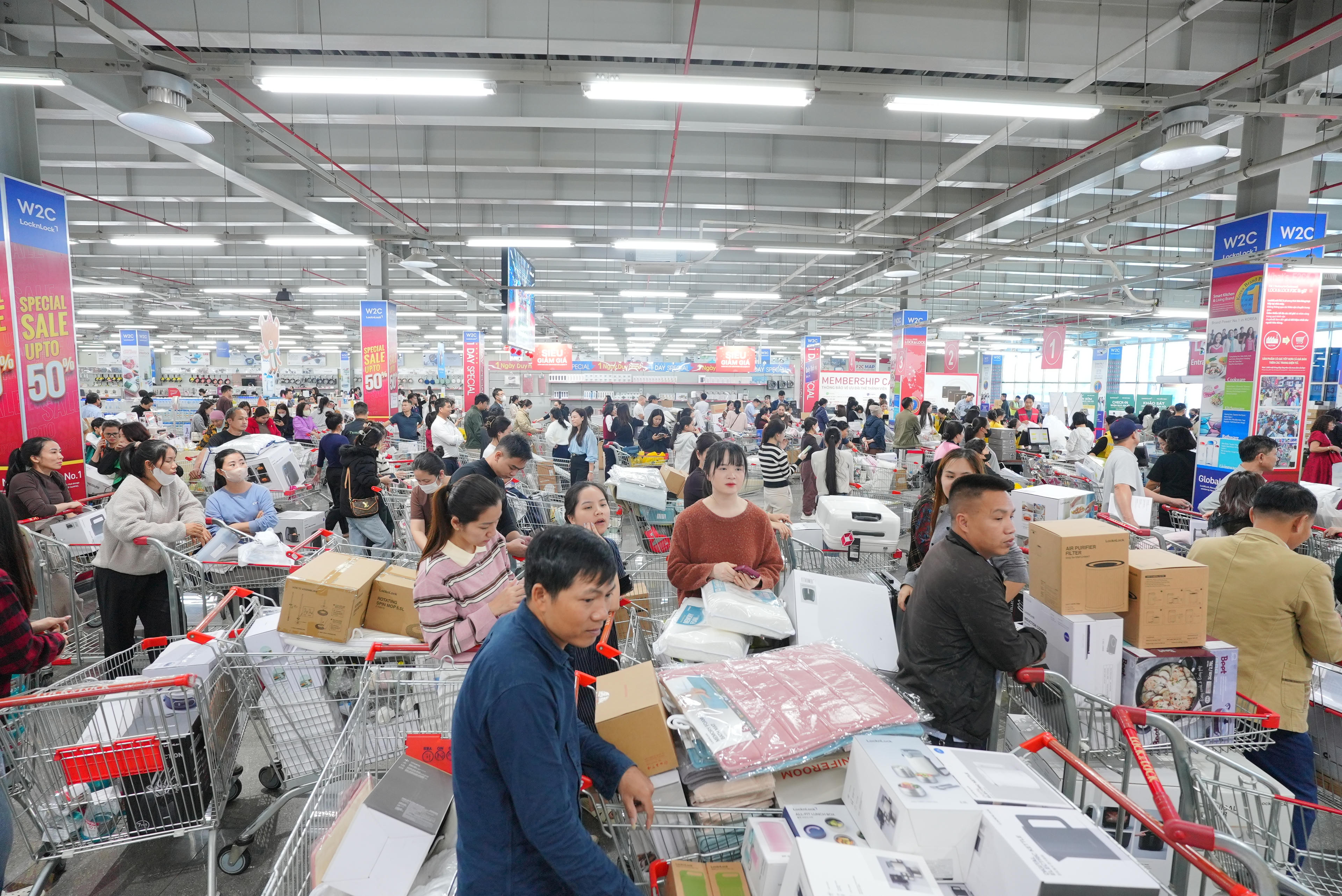 LocknLock Brand Day “Bung kho đón hè” siêu ưu đãi